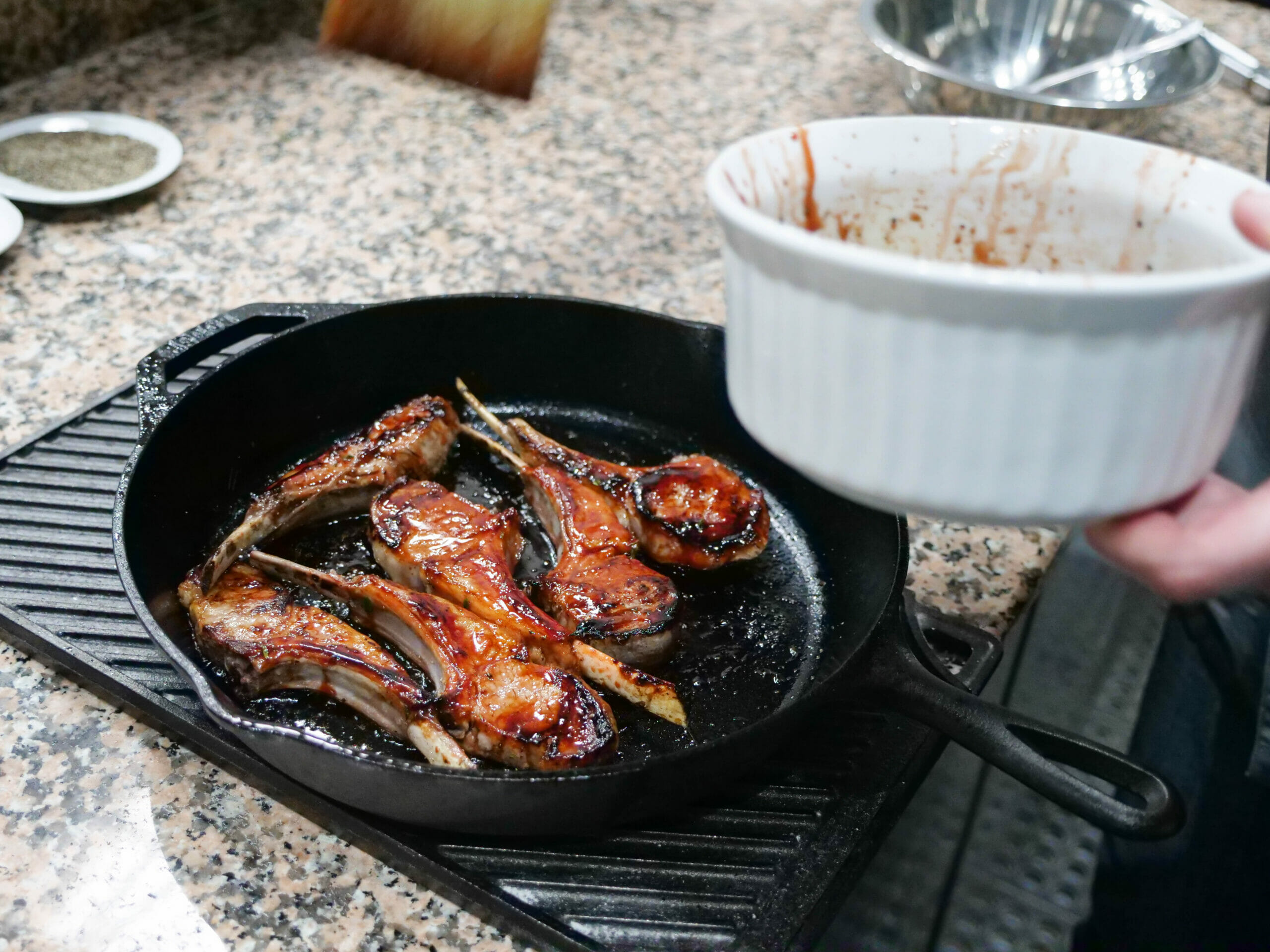 5 Tips to Effortless & Succulent Lamb Chops in Brick Oven